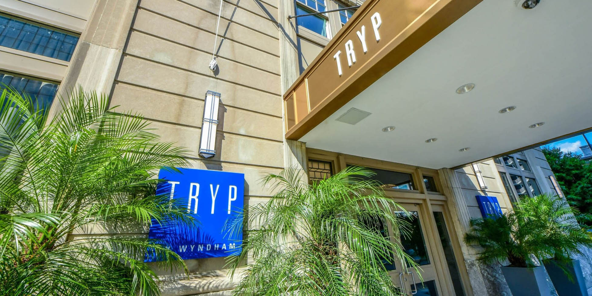 TRYP Hotel Newark, NJ - Contact Us